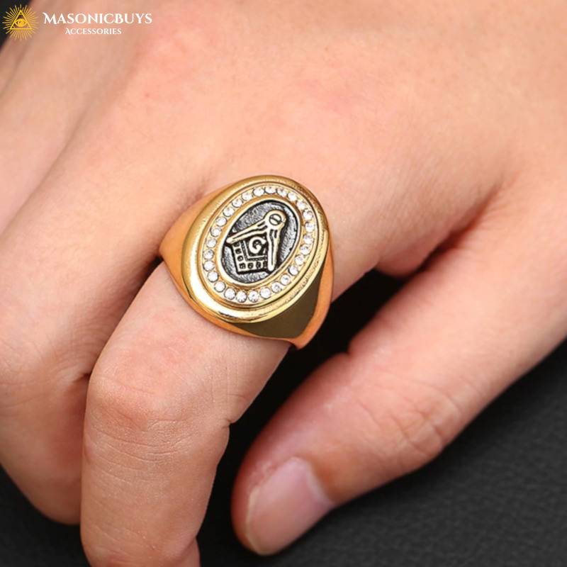 Classic Masonic Ring With Zircons | MasonicBuys