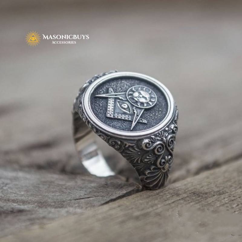 Ring With Masonic Sun, Square & Compasses and Eye of Providence ...