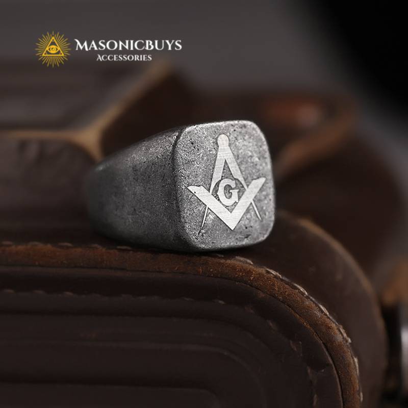 An Exclusive Masonic Ring With Matte Surface | MasonicBuys